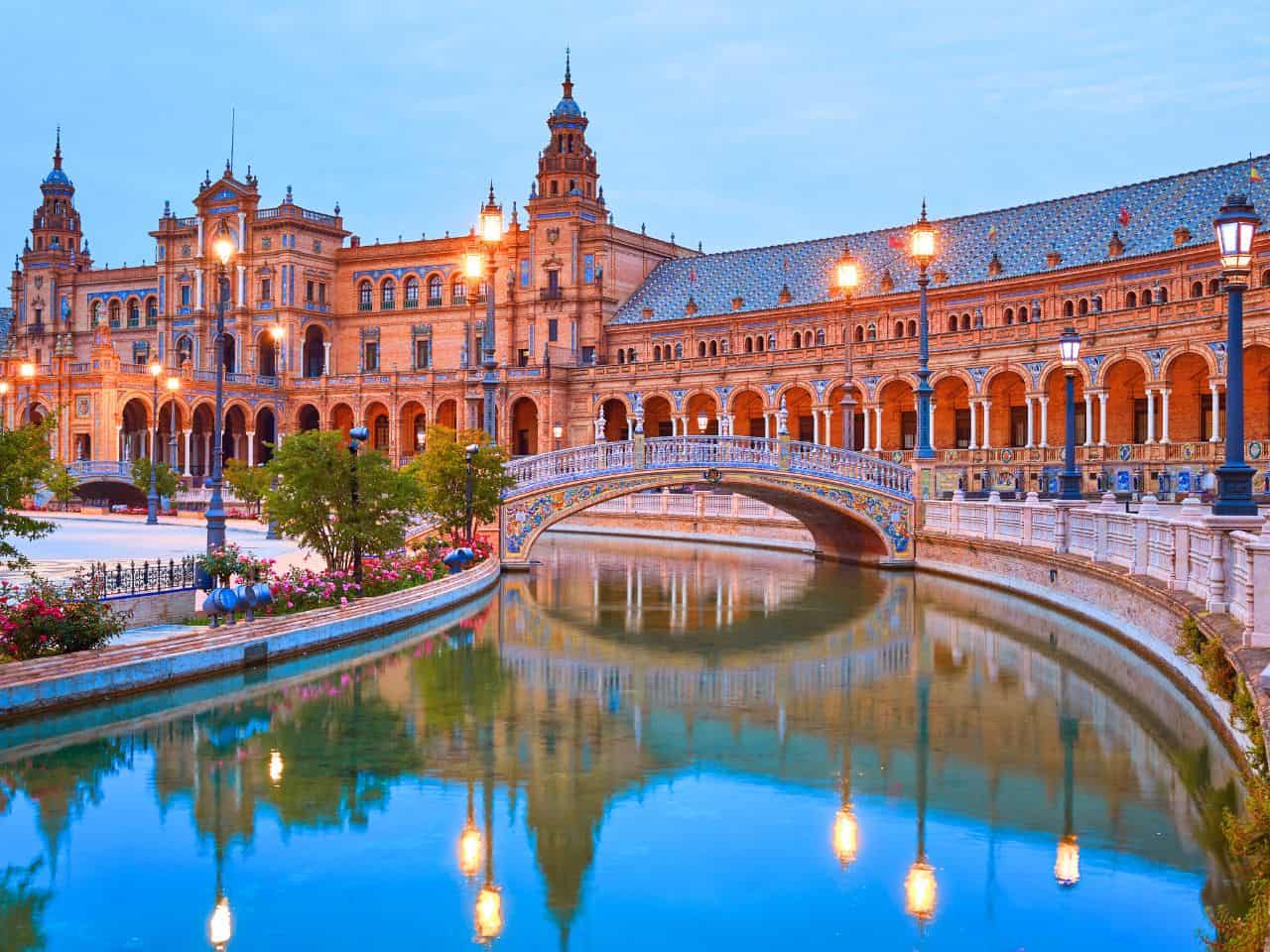 50 tours gratis en España (Free Walking Tours) - Colombian Abroad